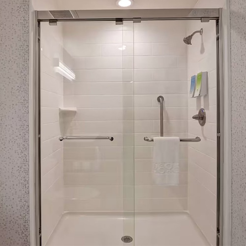Clear Tempered Glass Shower Enclosure for Home 2 Hotel
