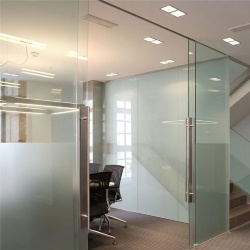 Telescopic sliding glass door with synchronized movement to create a ...